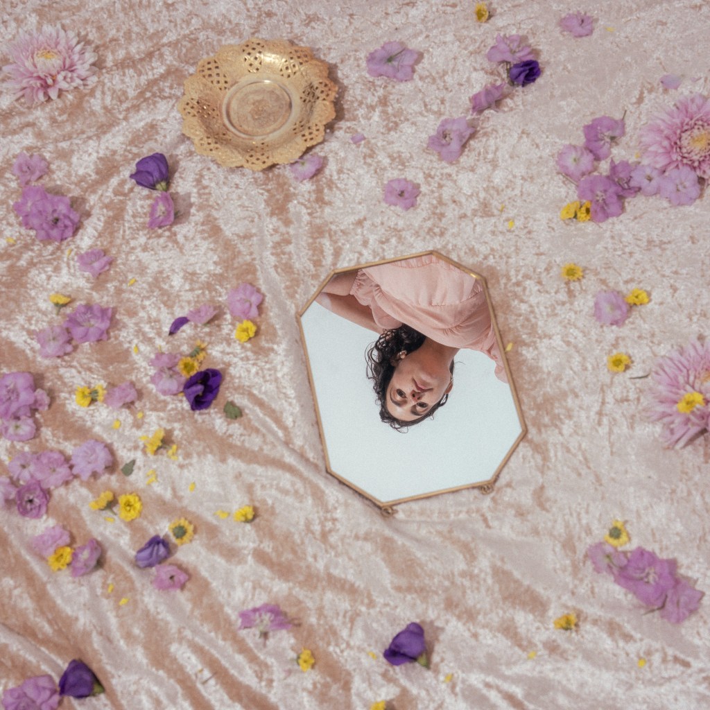 Album Review: Parissa Tosif - I have this memory of you - Suzie Scribbles